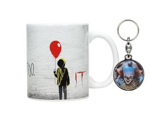 SD toys Set Tasse Youll Float Too + Cadeau Porte-cl&eacute;s M&eacute;tal IT