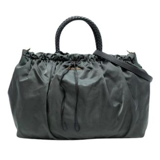 Prada Sac bandouli&egrave;re en nylon pr&eacute;-appr&eacute;ci&eacute; - Femme - Pre-owned - Gris - Taille: ONE Size