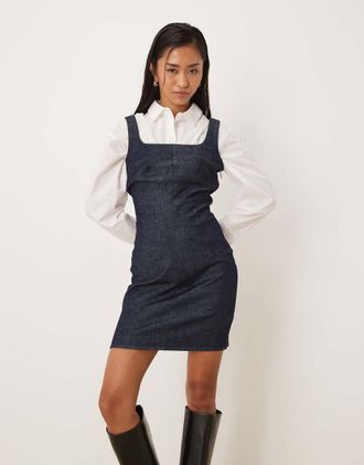 Calvin Klein Jeans Robe courte sculptante en jean - Bleu