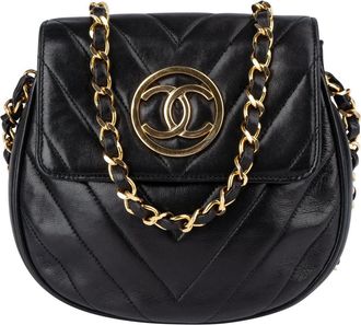 Chanel Crossbody Bags - Chanel Quilted Chevron Lambskin Single Flap Crossb - Gr. unisize - in Schwarz - f&uuml;r Damen