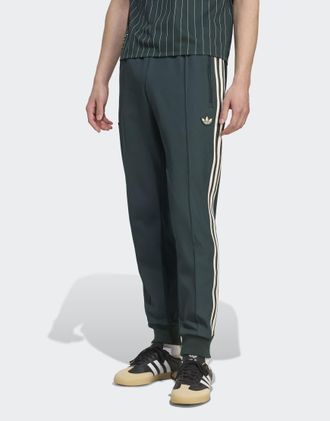 adidas Originals Juventus Terrace Icons - Trainingshose in gedecktem Grün