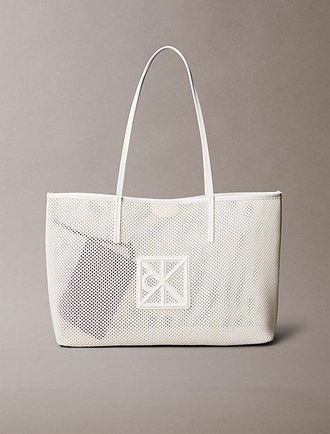 Calvin Klein Sac cabas en maille avec logo embl&eacute;matique