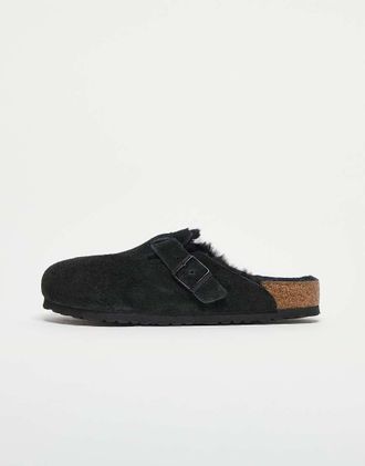 Birkenstock Boston - Clogs in Schwarz mit Lammfellfutter-Braun
