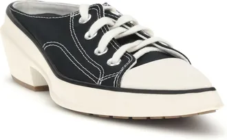 Converse Chuck Sneaker - Black