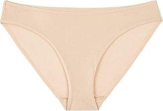 Triumph Tai-Slip Body Make-Up Essentials