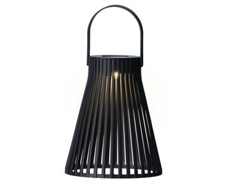 Lumineo Solar Gartenleuchte Laterne 14x18cm Kunststoff - LED Solarleuchte f&uuml;r Garten Balkon - H&auml;ngeleuchte Au&szlig;enleuchte - Solarlampen f&uuml;r Au&szlig;en h&auml;ngend als Ga