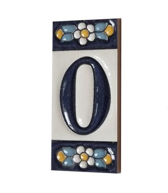 Generic Hausnummern und Buchstaben aus Keramik, blaues Blumenmuster, Fliesengr&ouml;&szlig;e: 7,5 cm x 3,5 cm (Buchstabe oder Nummer 0)