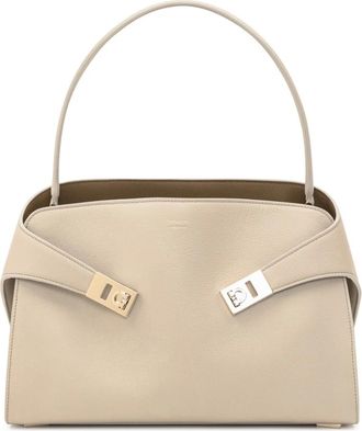 Ferragamo Femme, Sacs, Beige, Taille: ONE Size Hug S Shoulder Bag