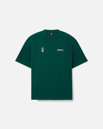 Timberland Kurz&auml;rmeliges T-Shirt mit Grafik in limitierter Auflage in Dunkelgr&uuml;n, Gr&uuml;n, Gr&ouml;&szlig;e