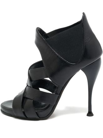 Giuseppe Zanotti Sandalen mit &uuml;berkreuzten Riemen - Schwarz