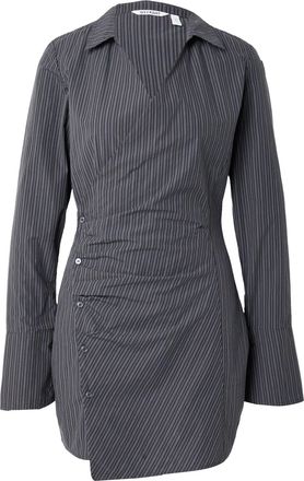 Weekday Kleid