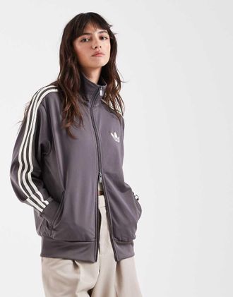 adidas Originals Firebird - Lockere Trainingsjacke in Anthrazit und Wollwei&szlig;, exklusiv bei ASOS-Grau