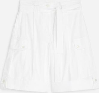 Arket Weiche Utility-Shorts -Wei&szlig;