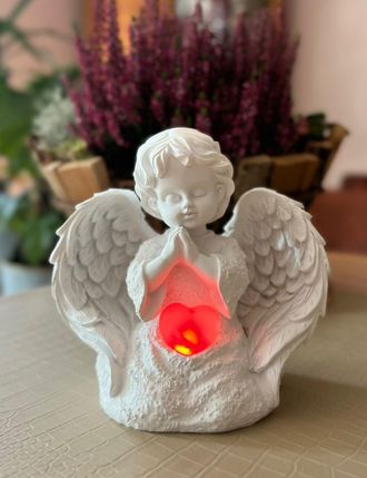 Aurum Engel Figur mit LED-Beleuchtung, Engel mit LED Multicolour-System Schutzengel Dekofigur Grabdeko Grabengel Dekoengel