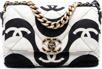 Chanel Hobo Bags - Medium Printed Silk 19 Flap - Gr. unisize - in Weiß - für Damen