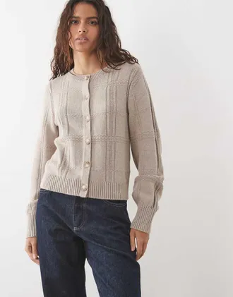 Abercrombie & Fitch Strickjacke mit Rundhalsausschnitt in Cremewei&szlig;-Neutral