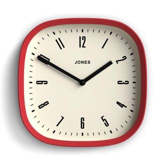 Jones Clocks Marvel wanduhr | Retro abgerundete quadratische Uhr | 25cm | Rot | Cooler designerlook f&uuml;r k&uuml;che, Wohnzimmer oder b&uuml;ro