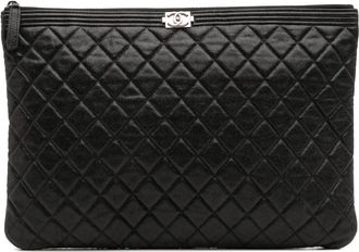 Chanel Clutches - Large Quilted Caviar Boy O Case Clutch - Gr. unisize - in Schwarz - für Damen