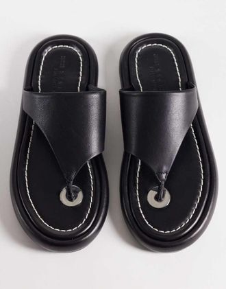 Asos Fate - Hochwertige flache Sandalen mit Zehensteg aus schwarzem Leder