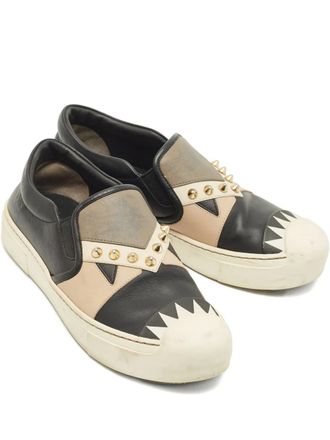 Fendi baskets en cuir Karlito &agrave; d&eacute;tails de clous - Noir