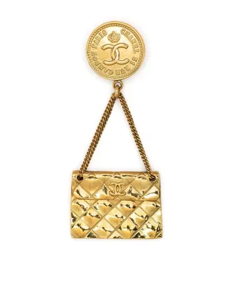 Chanel broche matelass&eacute;e &agrave; breloque sac (1994) - Or
