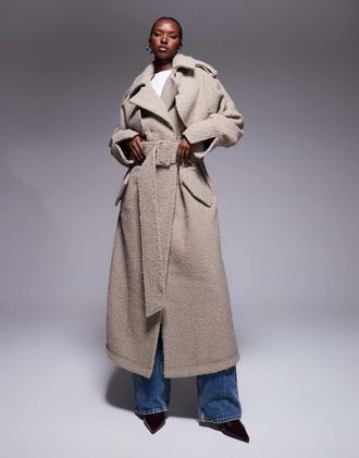 Aria Cove Trench-coat long en boucl&eacute; avec ceinture et grand col - Moka-Brown