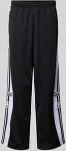 adidas Originals Trainingshose mit Label-Details und elastischem Bund