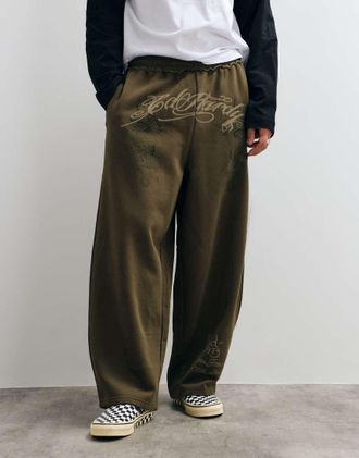 Ed Hardy Jogger-Kombiteil mit Shadow-Grafik in Khaki-Gr&uuml;n