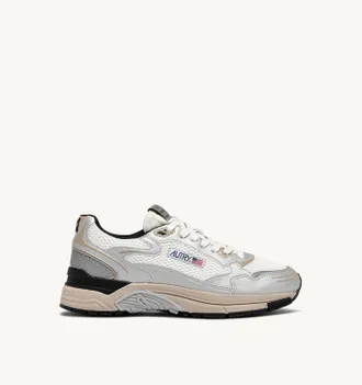 Autry BASKETS HYPERWAY EN CUIR SYNTHETIQUE ET MESH ARGENT BLANC ET IRISH CREAM