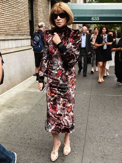 anna wintour robe col roulé