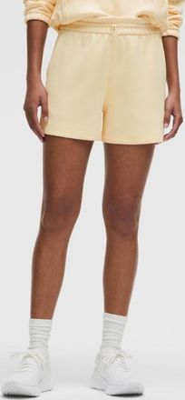 lululemon Softstreme Shorts mit hohem Bund f&uuml;r Frauen - 10 cm - Gr&ouml;&szlig;e 10 in Butter Cream