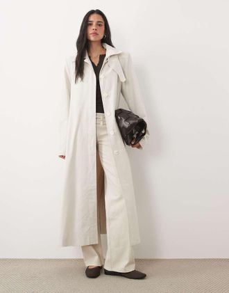 4th & Reckless Trenchcoat in Midi-L&auml;nge mit Schnallenkragen und durchgehender Knopfleiste in Cremewei&szlig;