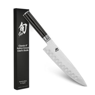Shun KAI Shun Classic japanisches Kochmesser 20 cm Klingenl&auml;nge mit Kullenschliff - Damastmesser 32 Lagen VG MAX Kern - 61 (&plusmn;1) HRC - Pakkaholzgriff - Made