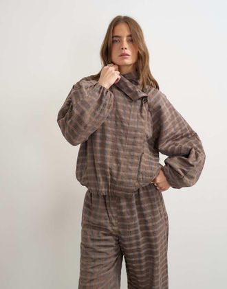 Topshop ensemble 2 pi&egrave;ces &agrave; carreaux, bomber &agrave; col montant marron