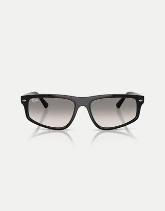 Ray-Ban Rb2225 - Lunettes de soleil irr&eacute;guli&egrave;res avec verres gris - Noir