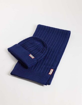 Hunter Mini-Beanie mit Zopfmuster und Schal Geschenkset in Nachtblau-Marineblau
