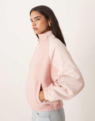 Asos Polaire zippée avec détail en nylon - Rose ton sur ton
