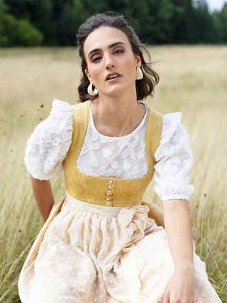 Marjo Dirndlbluse Dirndlbluse Karlstein hellblau