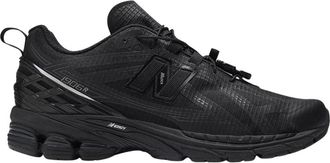 New Balance Damen, Schuhe, Schwarzk, 34 1/2 EUGr&ouml;&szlig;e