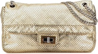 Chanel Hobo Bags - Medium Perforated Calfskin Reissue Drill Flap - Gr. unisize - in Gold - f&uuml;r Damen