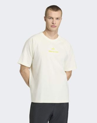 adidas adidas Performance - Amg - T-shirt d&eacute;lav&eacute; - Blanc cass&eacute;