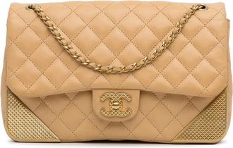 Chanel Hobo Bags - Medium Classic Lambskin Metal Edge Shoulder Bag - Gr. unisize - in Beige - für Damen