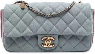 Chanel Hobo Bags - Paris Salzburg Medium Quilted Felt CC Eyelet Flap - Gr. unisize - in Grau - f&uuml;r Damen
