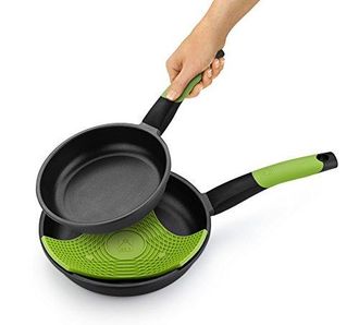 Bra Prior | Set de 2 Poêles 20|24 cm, Fonte dAluminium avec Antiadhésif Innovations sans PFOA, Compatibles Tous Feux Dont Induction