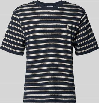 Review Strukturiertes T-Shirt mit Logostickerei