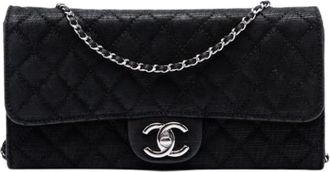 Chanel Sac bandouli&egrave;re Pre-owned &agrave; rabat - Femme - Pre-owned - Noir - Taille: ONE Size
