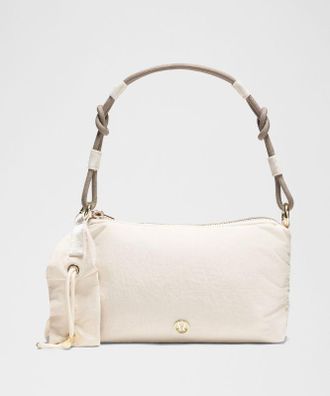 lululemon Ruched Shoulder Bag Mini 1.5L in Light Ivory/Warm Ash Grey