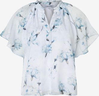 More & More Bluse