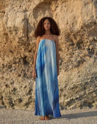 4th & Reckless Tr&auml;gerloses, plissiertes Maxikleid in Blau mit Farbverlauf-Mehrfarbig