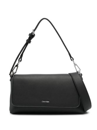 Calvin Klein sac port&eacute; &eacute;paule Must m&eacute;dium - Noir